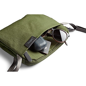 Bellroy City Pouch Plus - Ranger Green