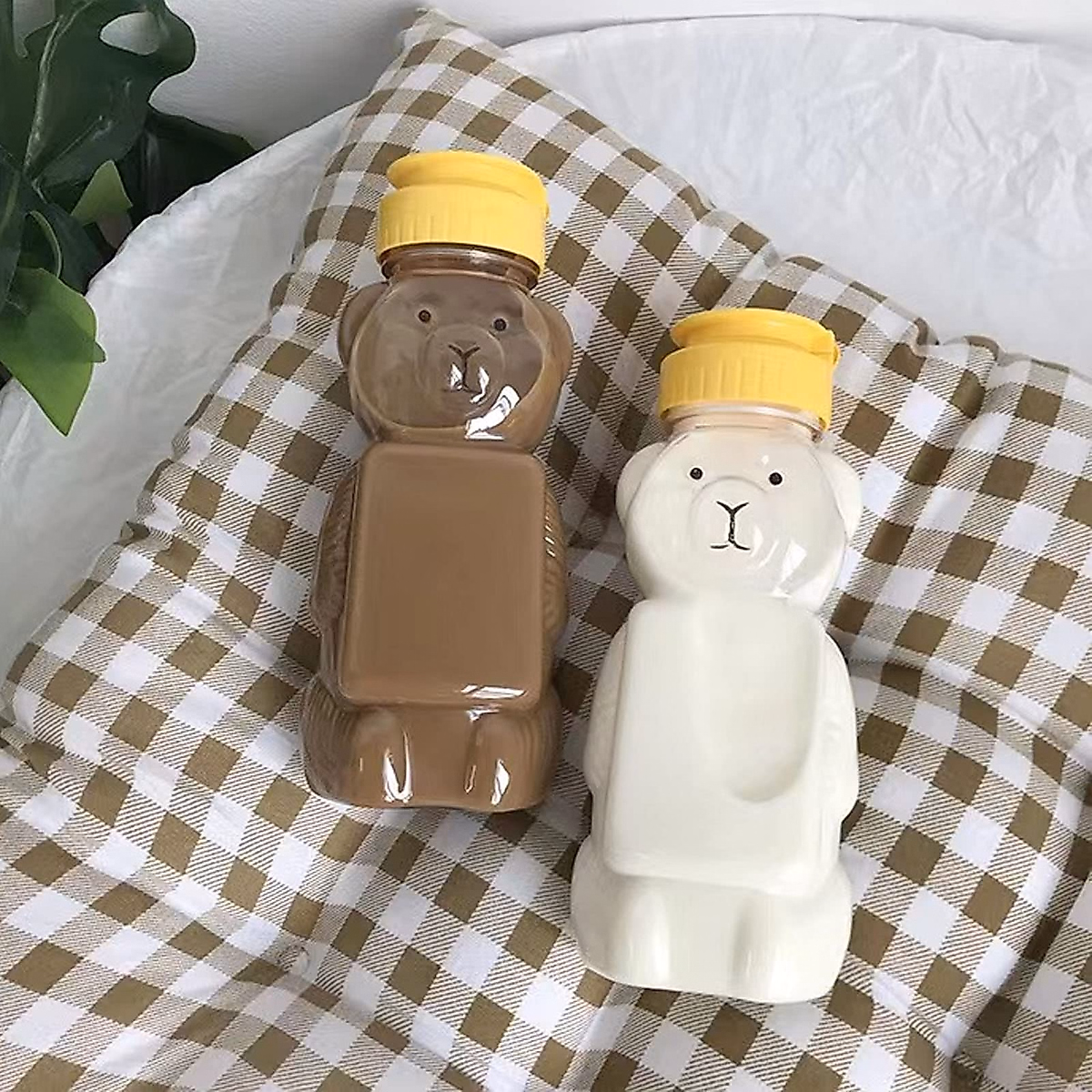 ALMOXVYE 20 Pack Plastic Honey Bottle, 6 Oz Bear Honey Jars Squeeze Honey Bottle with Flip-Top Caps for Storing and Dispensing Honey, Juice