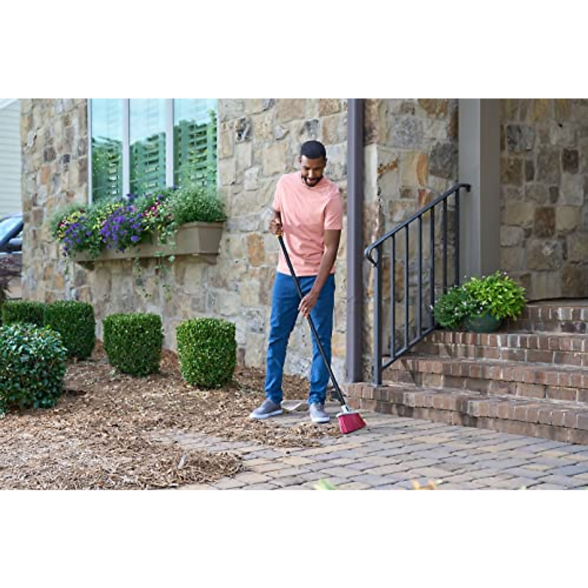 Rubbermaid Commercial Lid, for Round Food Storage Container, Yellow, Fits 12-22 Qt. Containers, Pack of 6