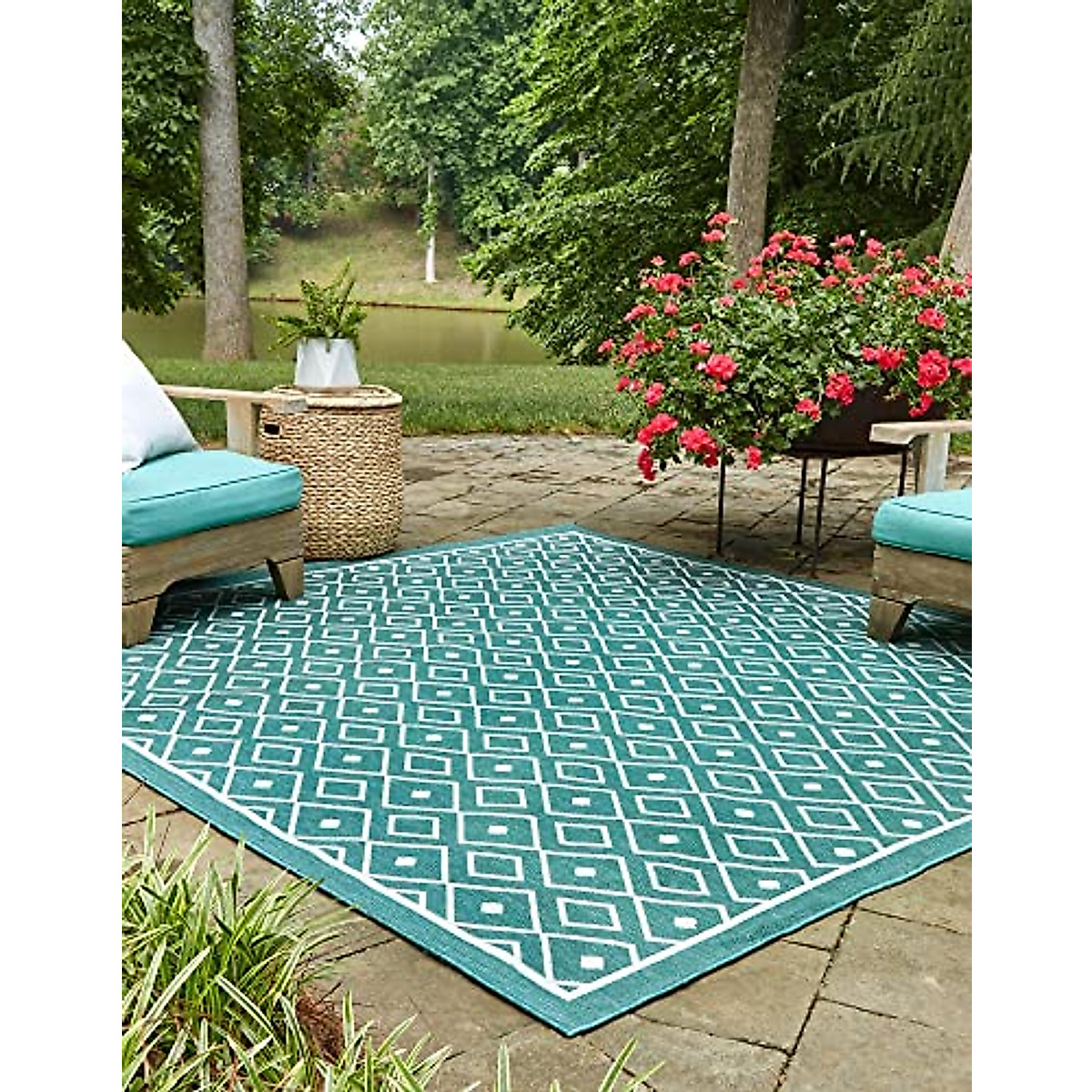 Unique Loom Outdoor Trellis Collection Area Rug Geometric Diamonds Flatweave Design, Tribal Inspired for Indoor/Outdoor Décor (7' 10 x 7' 10 Square, Teal)