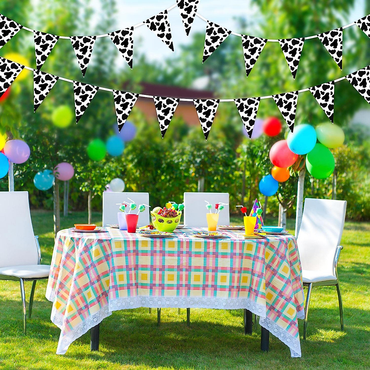 52.5 Ft Cow Print Pennant Bannars, Reusable Cow Pennant Bannar for Farm Theme Party, Uniquely Designed Cow Print Birthday Party Supplies, Cute Cow Pennant Flags for Party Decorations