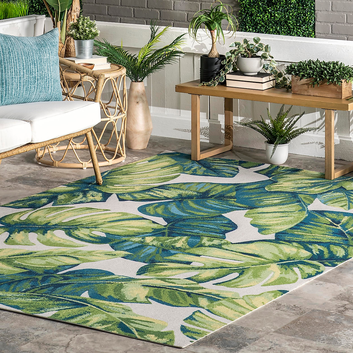 nuLOOM Lisa Floral Indoor/Outdoor Area Rug, 5' x 8' Oval, Multi