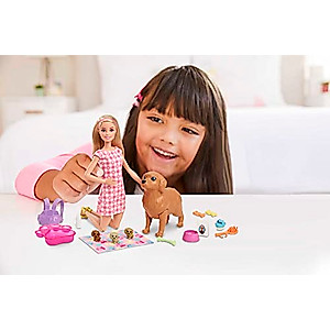 Barbie Doll and Pets, Blonde Doll with Mommy Dog, 3 Newborn Puppies with Color-Change Feature and Pet Accessories