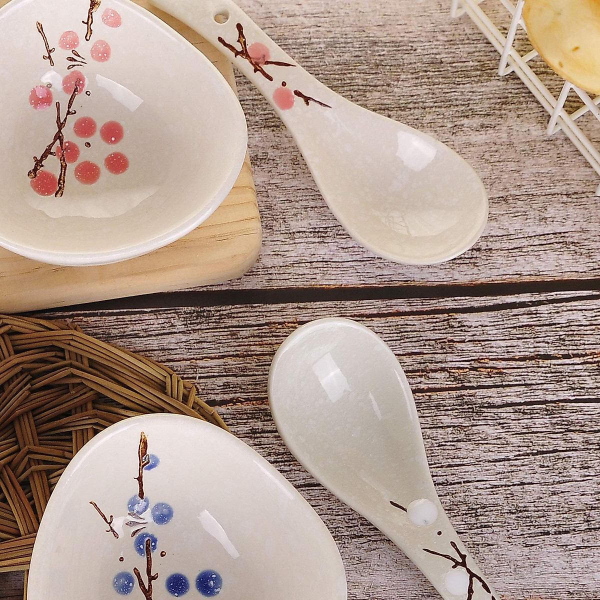 VanEnjoy Set of 4 Chinese/Japanese Ceramic Soup Spoons, Pink Cherry Blossom in Snow Pattern Ceramic Spoon Suitable for Soup