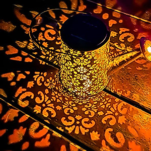 Solar Watering Can with Cascading Lights Waterproof Metal Enchanted Watering Can Solar Waterfall Lights for Outdoor Garden Decor Yard Decorations Pathway Lawn Romantic Atmosphere Lighting