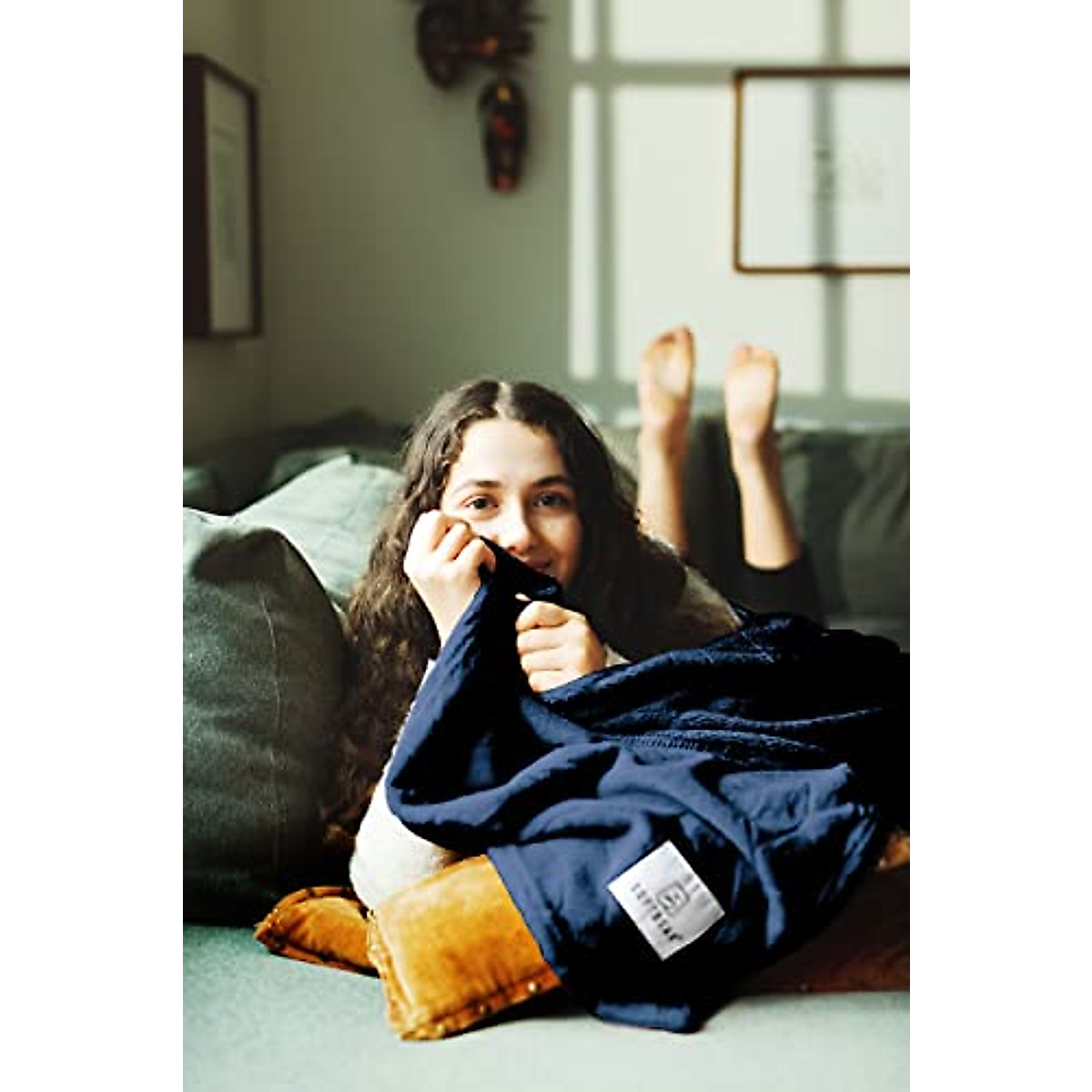 SOFTBEAR Navy Blue Throw Size Blanket Flannel Fleece Semi-Circular Pattern, Soft, Fluffy, Plush and Warm Blanket for Bed, Couch, Sofa, Camping