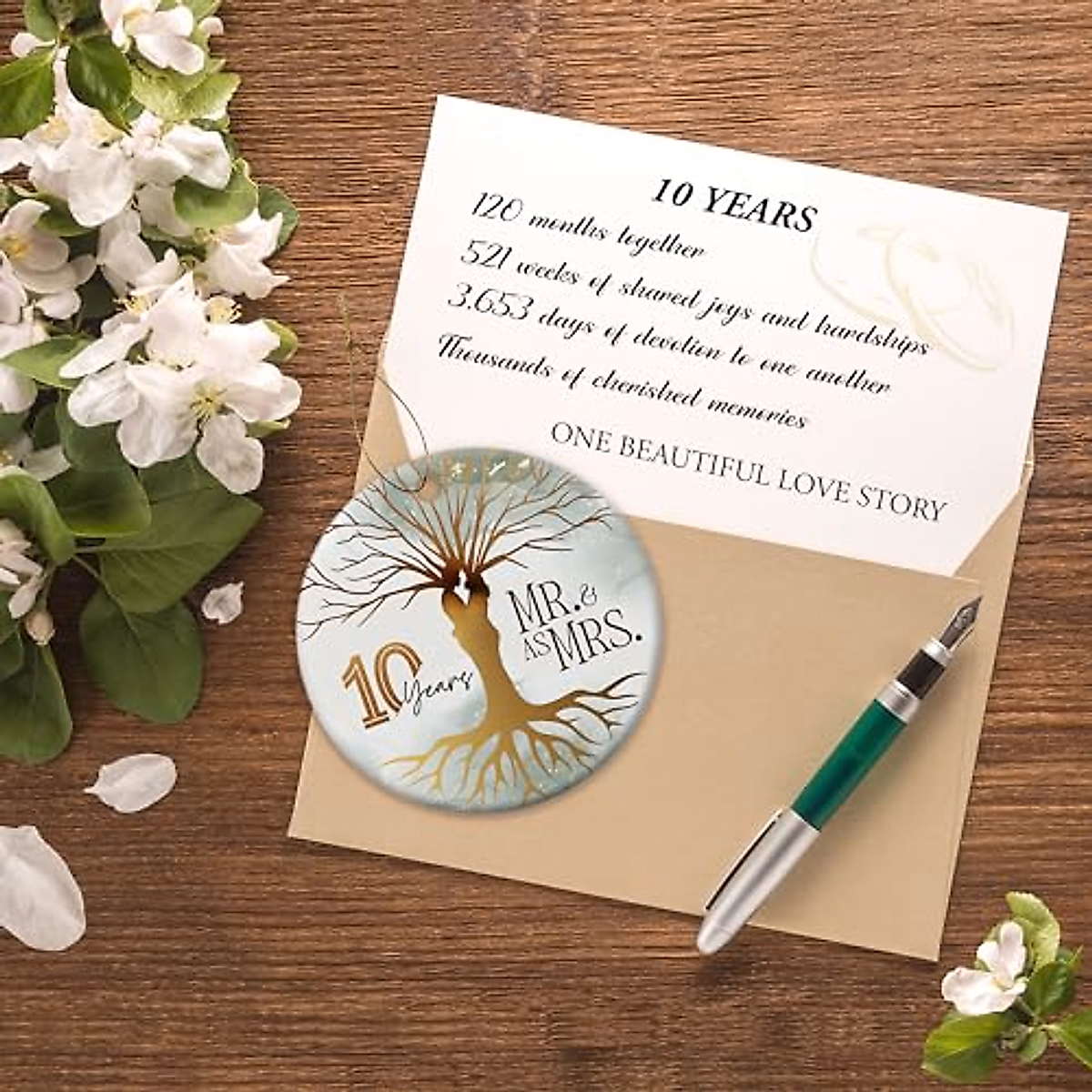 Amostore 10 Years Anniversary Mr and Mrs Gifts for Couple, 10th Wedding Anniversay Present for Parents, Husband, Wife, her, him, Friend, 10th Wedding Anniversary Ornament Gift