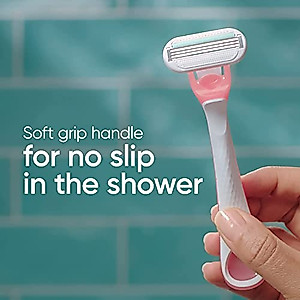 Gillette Venus Sensitive Disposable Razors for Women with Sensitive Skin, Delivers Close Shave with Comfort, 6 Count (Pack of 1)