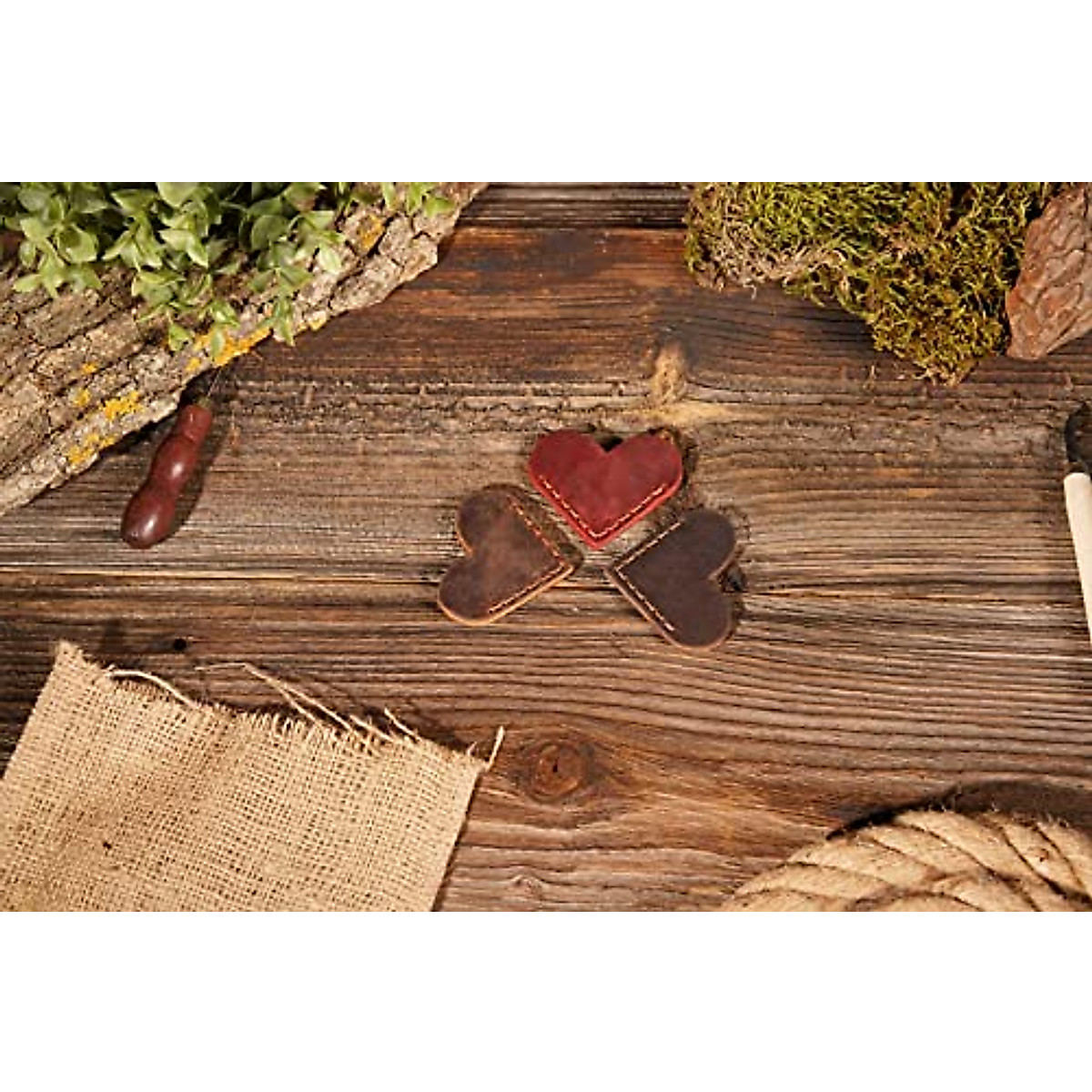 Personalized Premium Leather Heart Bookmarks, Custom Bookmark, Leather Heart Shaped Book Mark, Reader Gift, Gift for him, Gift for her (Red)