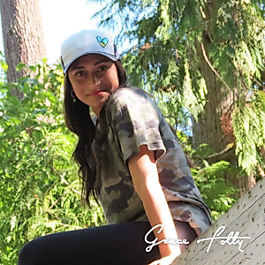 Grace Folly Beach Trucker Hats for Women- Snapback Baseball Cap for Summer (Heart with Floral Print)