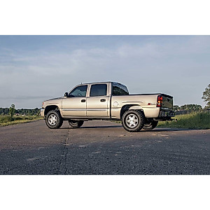Rough Country 2" Leveling Kit for 2000-2006 Chevy/GMC Tahoe/Yukon - 27330