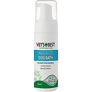 Vet's Best Waterless Dog Bath | No Rinse Dry Shampoo for Dogs | Natural Formula Refreshes Coat and Controls Odor Between Baths | 5 Ounces