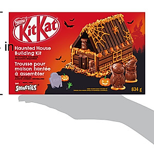 Nestle Kit Kat Halloween Haunted House Building Kit, 834g/1.8 lbs. {Imported from Canada} 28.8 Ounce