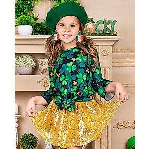 St. Patrick's Day Earrings Beaded Green Leaf Clover Dangling Earrings Handmade Irish Flag Heart Lucky Shamrock Hat Earrings Drop Dangle Earrings Irish Holiday Jewelry Gift for Women