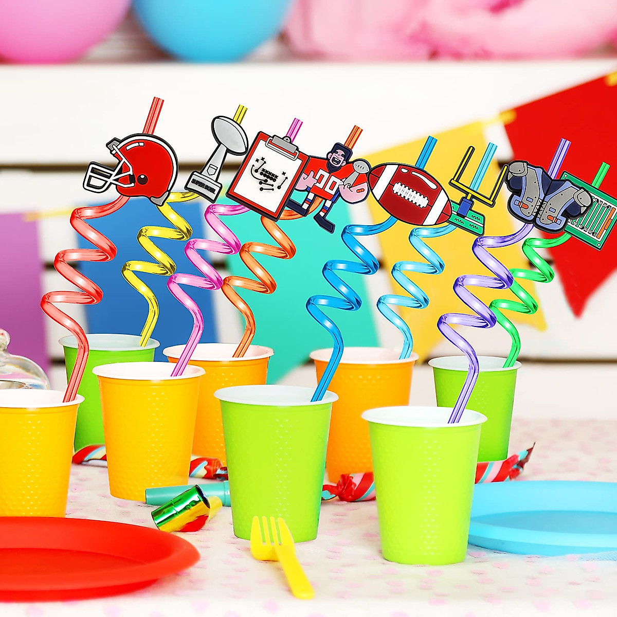 24Pcs Football Straws and 2Pcs Cleaning Brushes, Reusable Plastic Rugby Straws, Football Party Supplies Favors，Birthday Party Decorations。