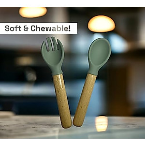 S & M Baby/Toddler Feeding Set - 5 piece silicone set - includes bib, suction bowl, plate, fork & Spoon- Great start to lead weaning (Baby blue)