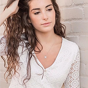 IEFLIFE Aunt Nieces Gifts Aunt Nieces Necklace, 925 Sterling Silver Love Knot Pendant Necklace Auntie Jewelry Mothers Valentines Day Christmas Gifts for Aunt Niece Birthday Present