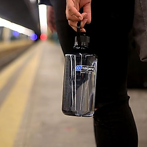 Nalgene Sustain Tritan BPA-Free Water Bottle Made with Material Derived from 50% Plastic Waste, 32 OZ, Narrow Mouth,Grey