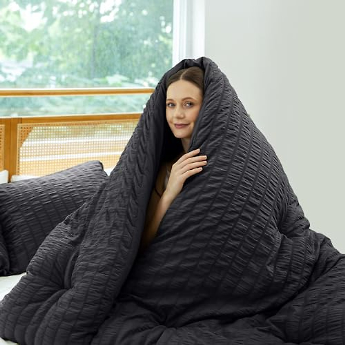 Cosybay Twin Comforter Set - 2 Pieces Seersucker Bedding Comforter Set, Black Down Alternative Comforter Set for All Season, 1 Comforter (64"x88") and 1 Pillow Shams (20"x26"+2")