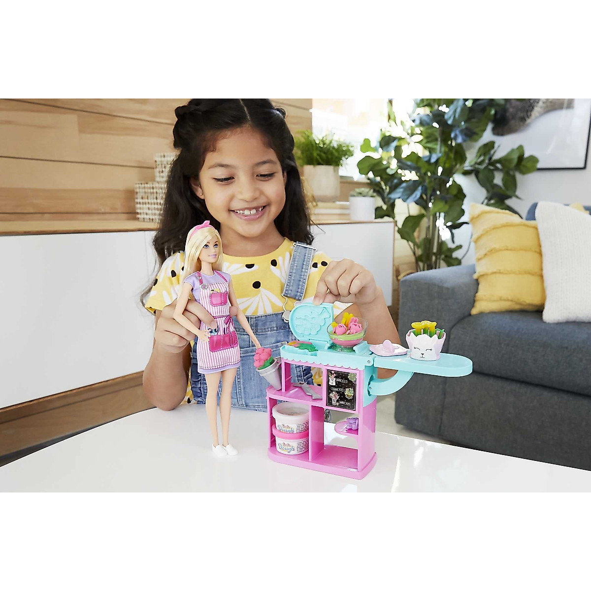 Barbie Florist Doll & Playset, Flower-Making Station with Molds, 3 Dough Colors & Accessories, Blonde Fashion Doll