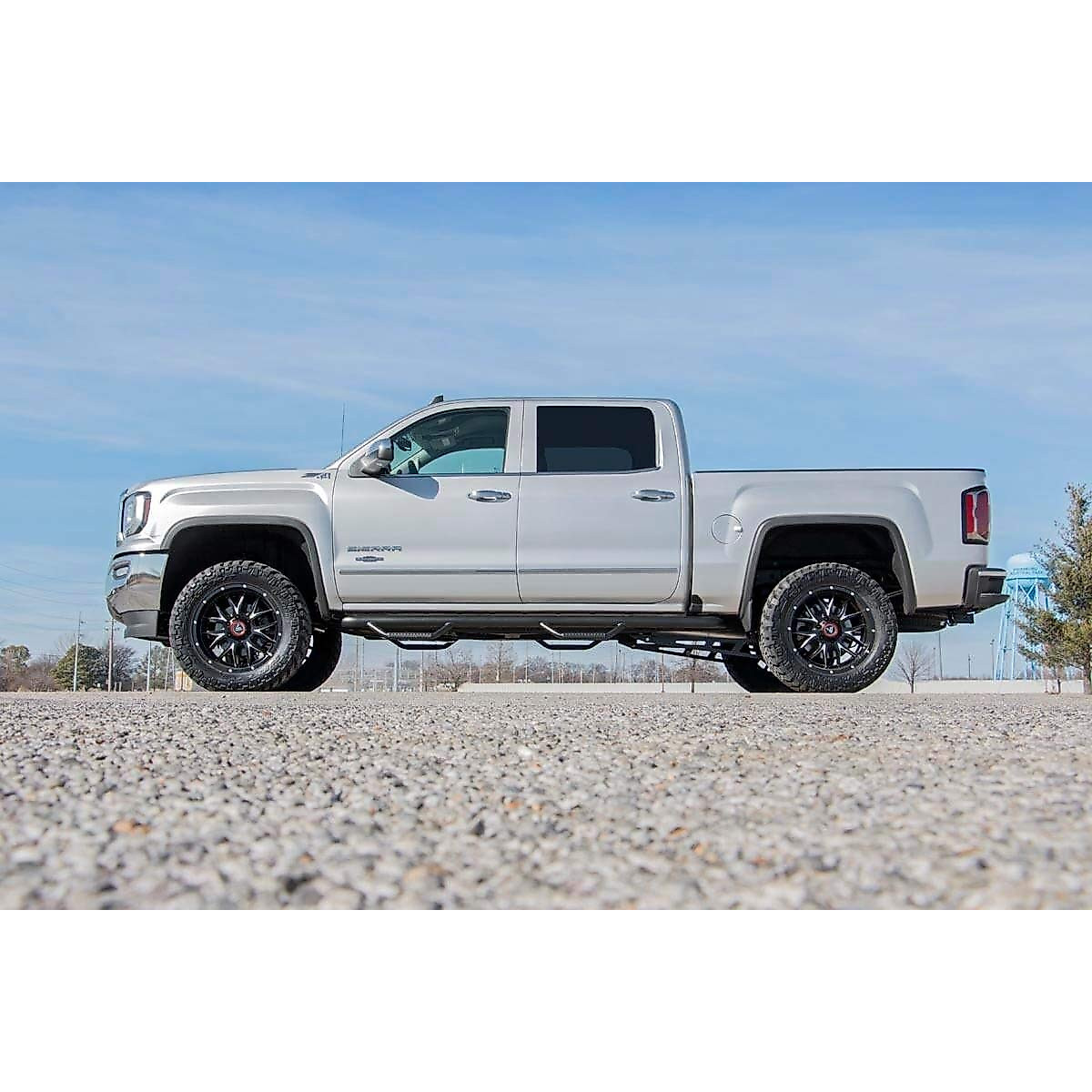 Rough Country 3.5" Lift Kit w/N3 Shocks for 14-18 Chevy/GMC 1500-12130