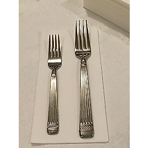 Disposable Guest Towels / Dinner Napkins - 100 Pack.- Elegant, Super Soft & Absorbent - Dining, Entertaining, Weddings, Breakroom, Powder Room. Made In USA