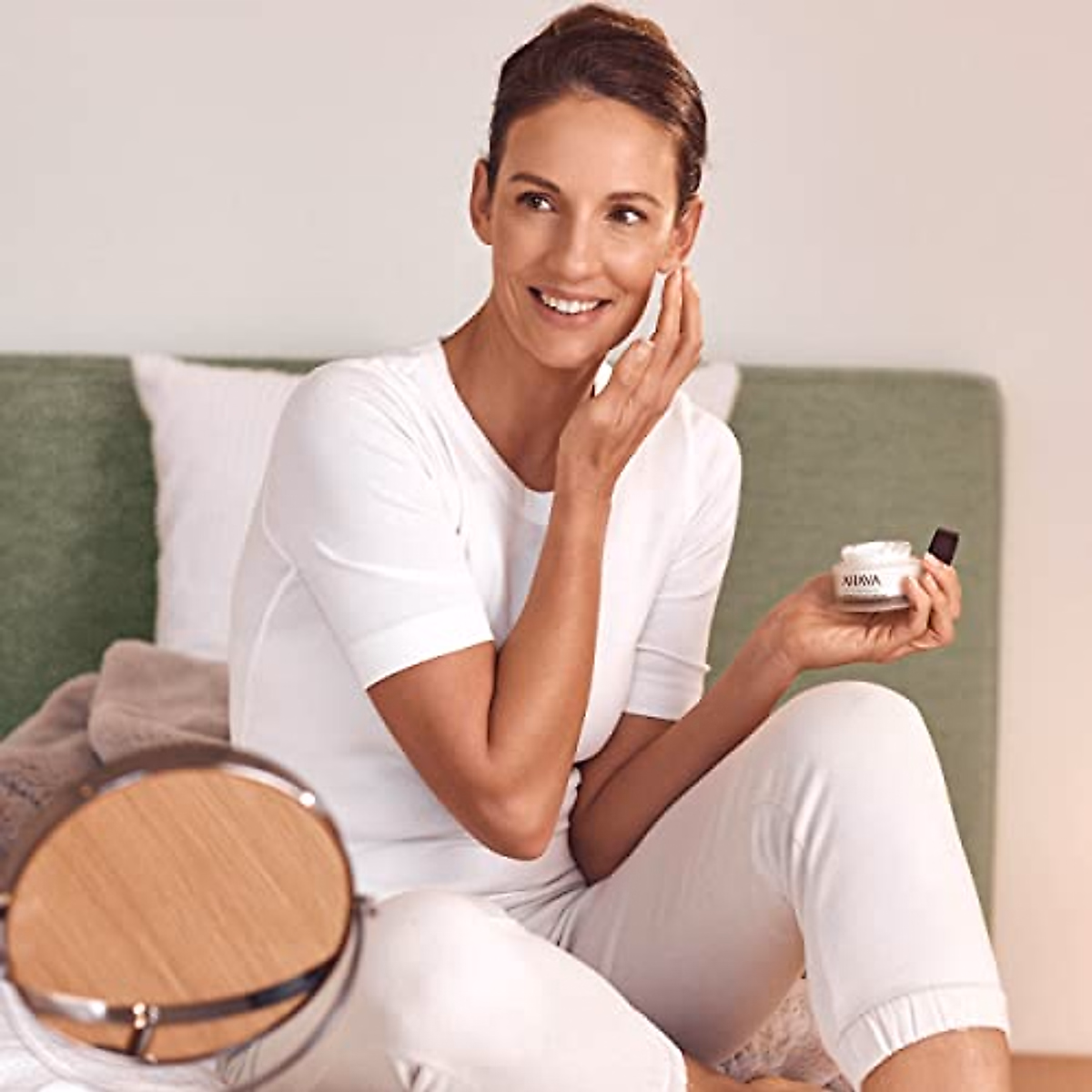 AHAVA Extreme Day Cream - Silky Soft, Reduces Wrinkles, Firms & Strengthens Skin, Enriched with Patented Extreme Complex, Exclusive Dead Sea Osmoter, Peptides, Hyaluronic Acid & Resveratrol 1.7 Fl.Oz