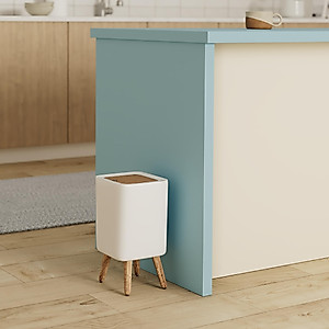 WanWanKa Mini White Plastic Trash Can, 2.6 Gallon Capacity, Slim Design, Anti-Odor, Easy to Clean, Suitable for Any Place