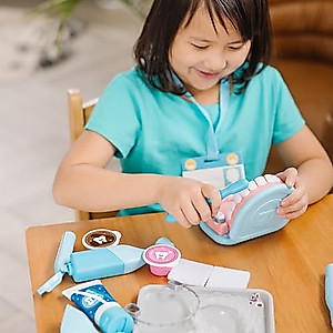 Melissa & Doug Super Smile Dentist Kit With Pretend Play Set of Teeth And Dental Accessories (25 Toy Pieces) - Pretend Dentist Play Set, Dentist Toy, Dentist Kit For Kids Ages 3+