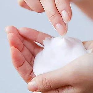 Veyelash Lash Shampoo 50 ML/1.69 FlOz Eyelash Shampoo for Lash Extensions Lash Cleaner Free Oil and Sulfate with a Brush Eyelash Wash