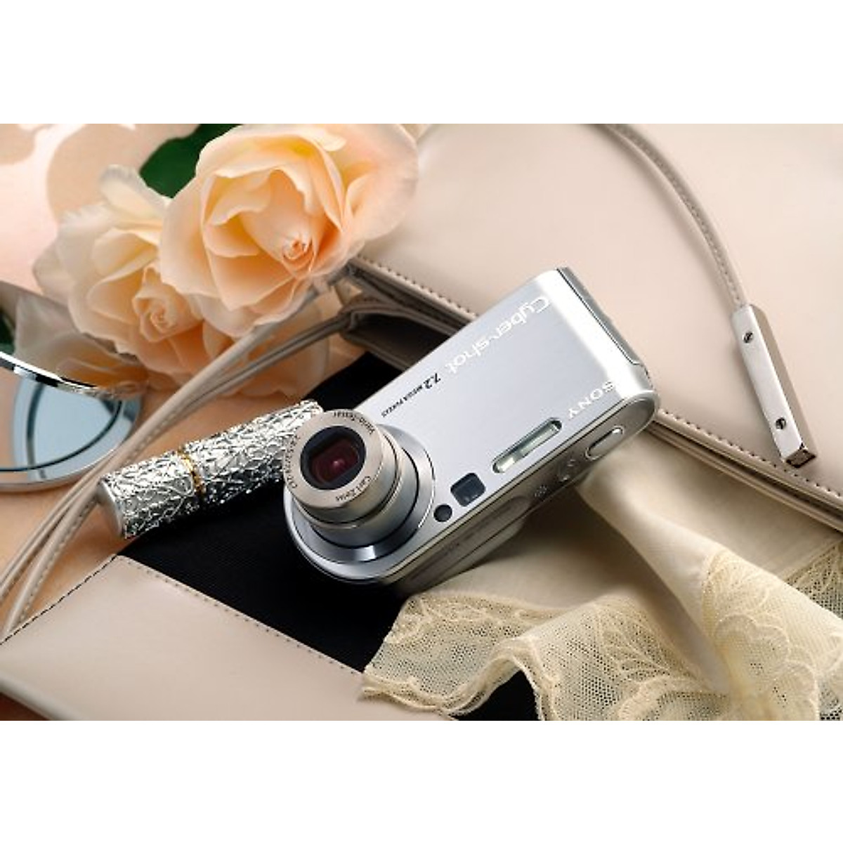 Sony Cybershot DSCP200 7.2MP Digital Camera 3x Optical Zoom (Discontinued by Manufacturer)