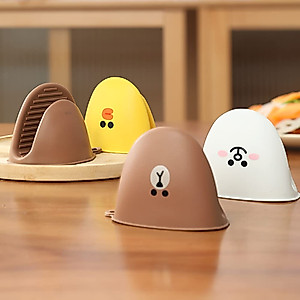 KOWVOWZ Novelty Cute Pinch Grips Oven Mitts Finger Protector Silicon Anti Heating Brown Cony Sally Kawaii (CONY)