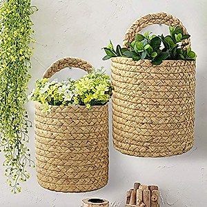 HUIKJI 2Pcs Water Hyacinth Hanging Baskets,Hand Woven Baskets for Plants & Accessories,Wall Hanging Small Storage Baskets Natural Sea Weed Baskets Garden Plant Baskets