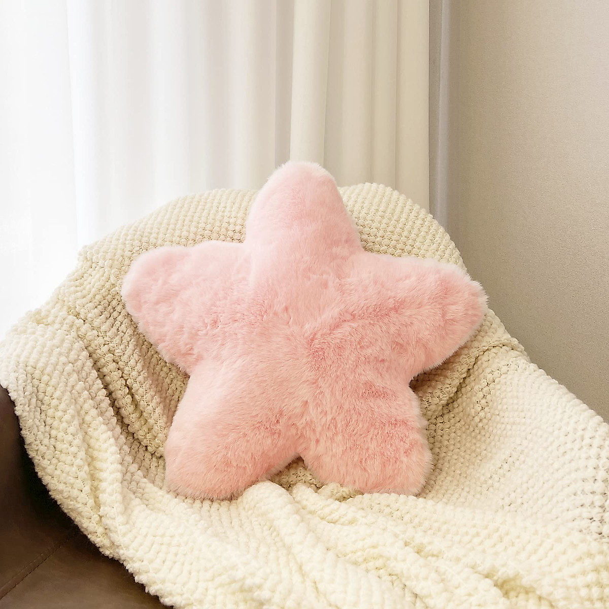 YRXRUS Star Pillows, Pink Star Shaped Pillow, Throw Pillow Gifts, Cute Christmas Room Decor, Fluffy Faux Rabbit Fur Pillow, 15x15 Inches Ultra Soft Pillow