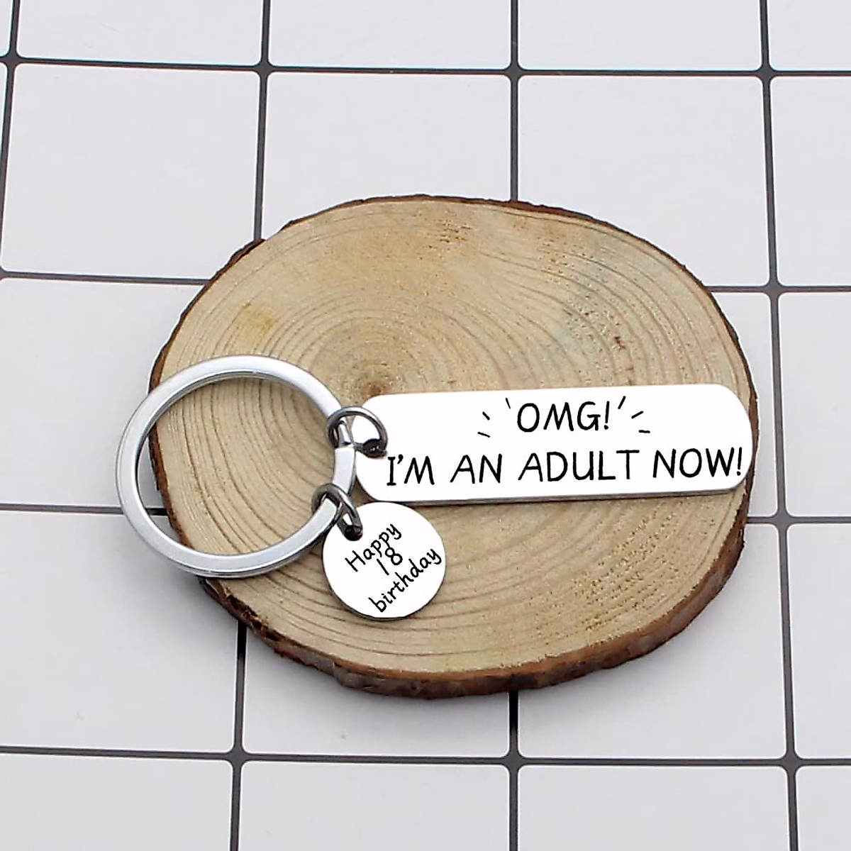 Lumengqi 18th Birthday Keyring, Stainless Steel OMG! I'm An Adult Now! Keychain, Bar Mitzvah Present Keychain, 18th Birthday Gift Key Ring for Women Men Girls Boys