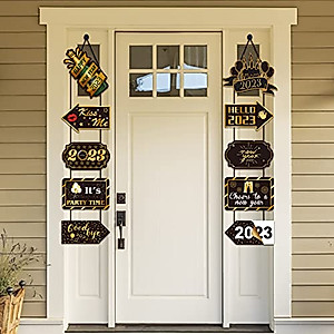 Happy New Year Door Signs, Black Gold 2023 Happy New Year Hanging Porch Sign Decorations 2023 Welcome Door Banner for New Year Eve Party Supplies