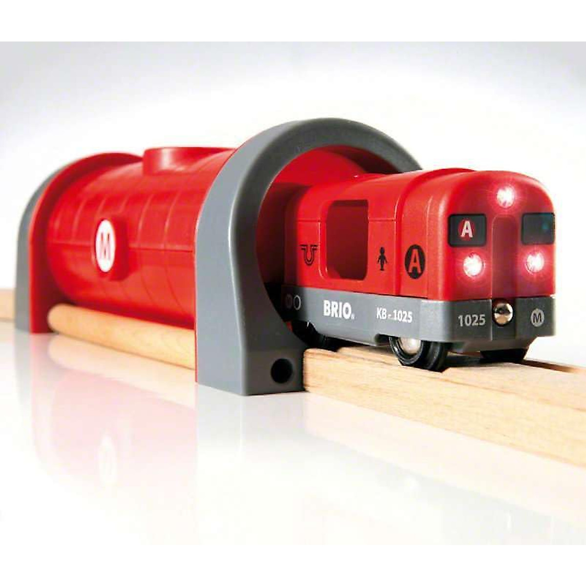 Brio - 33513 Metro Railway Set | Dynamic 20 Piece Wooden Train Set with Interactive Accessories | Perfect for Kids Ages 3 and Up | Fosters Creativity and Motor Skills