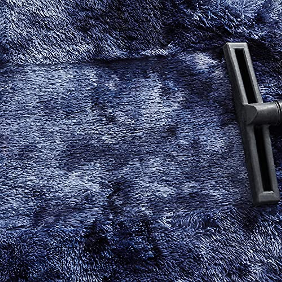 MERRY HOME Shag Area Rugs, Fluffy Soft Area Rugs Furry Faux Fur Rugs, Fluffy Carpets for Bedroom Living Room Girls Kids Room Nursery Indoor Home Mat (Navy, 3 x 5 ft)