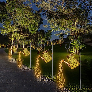 Solar Watering Can Lights,Solar Outdoor Lights,Outdoor Hanging Waterproof with 90Led String Lights,Decorations for Lawn,Backyard,Patio,Chrismas,Retro Metal Lights for Gifts for Mom Women Birthday