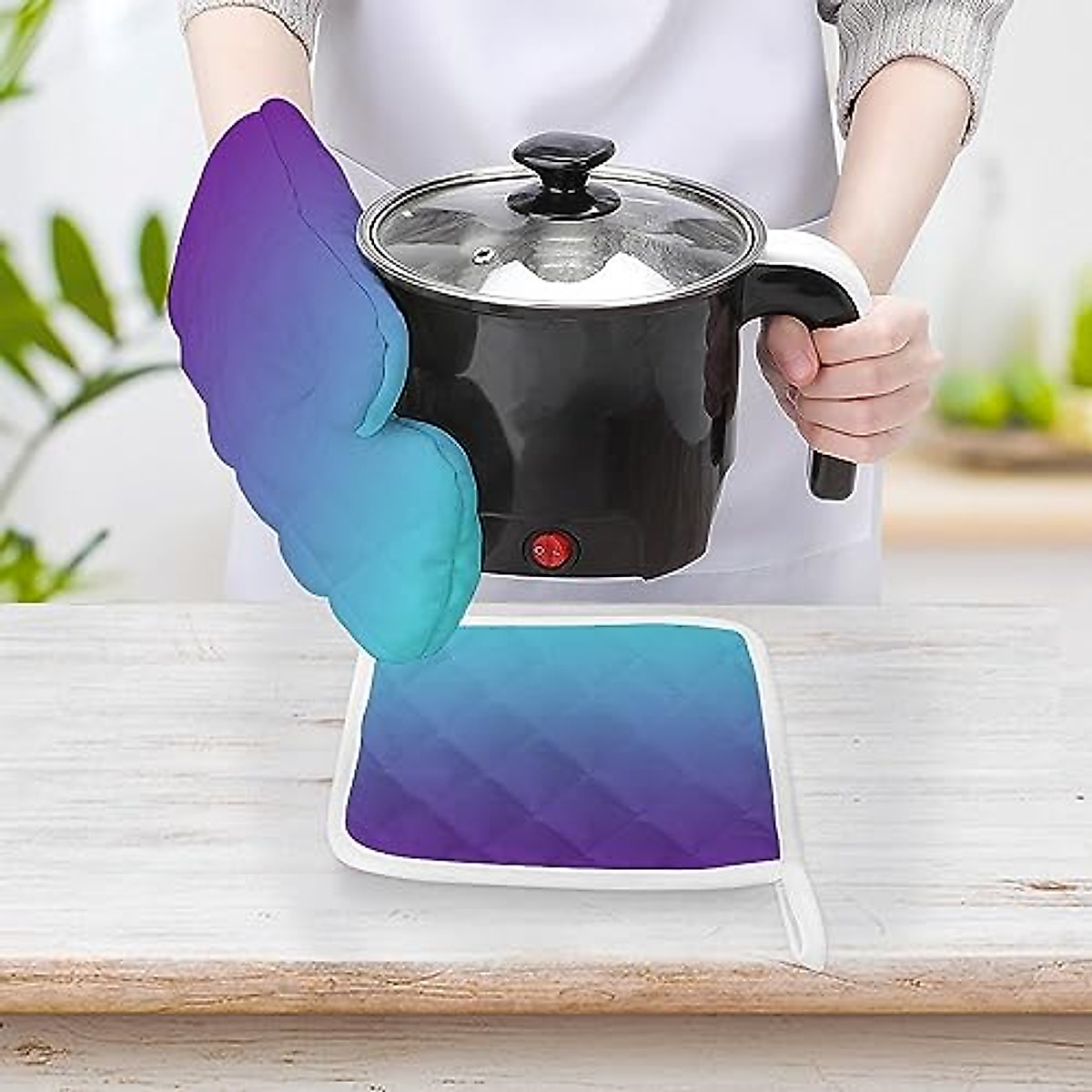 2Pcs Oven Mitts and Pot Holders Set, Simple Gradient Turquoise Blue Purple Oven Mitts Gloves Set Heat Resistant Hot Pads for Kitchen Cooking Grill