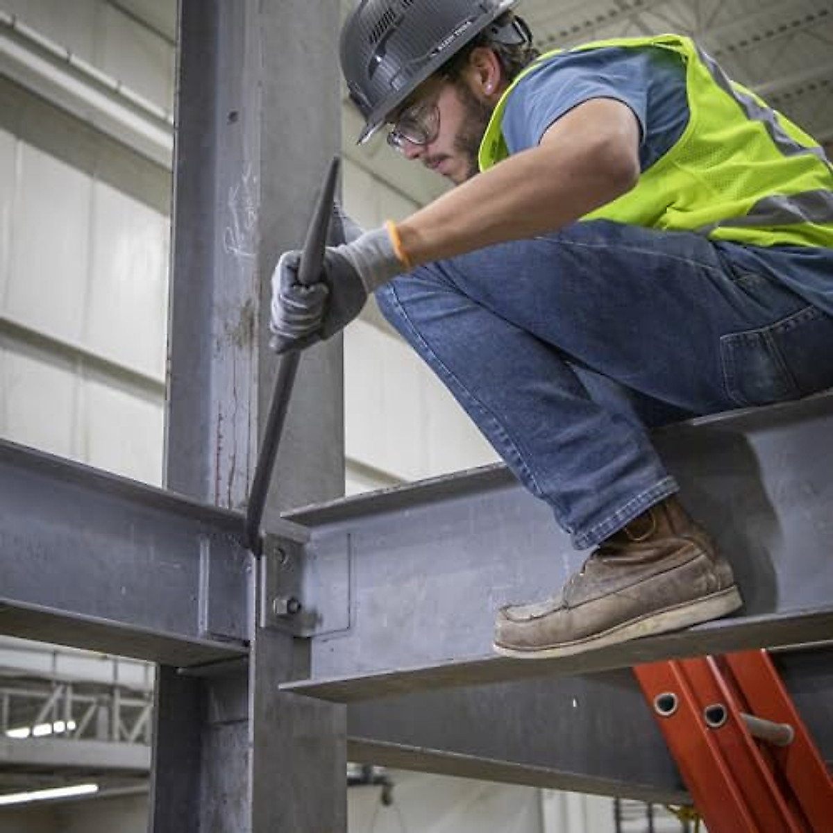 Klein Tools 3248 Round 7/8-Inch x 30-Inch Connecting Bar, Made in USA, Sleever Bar for Aligning, Prying and Chiseling