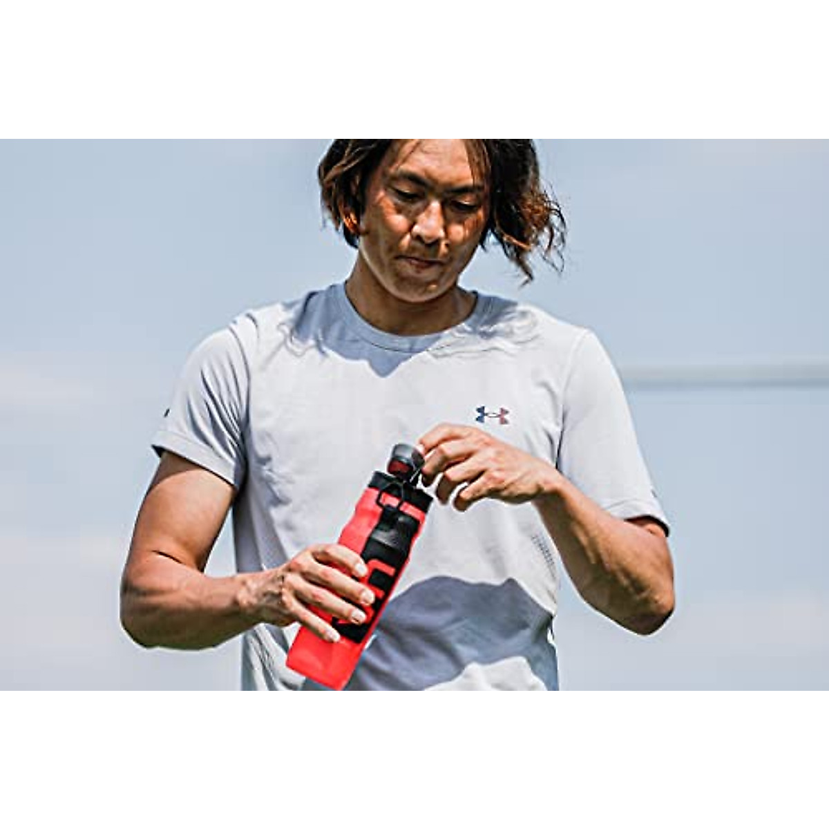 UNDER ARMOUR 32oz Playmaker Squeeze Royal