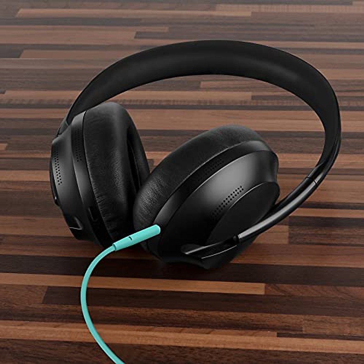 GEEKRIA Audio Cable with Mic Compatible with Bose QCSE, QC45, QC35 Gaming II, QC35, QC25, NC700, 700ANC Cable, 2.5mm Replacement Stereo Cord with Inline Microphone (4 ft / 1.2 m)