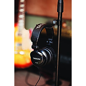 Tascam TH-02 Closed Back Studio Headphones, Black