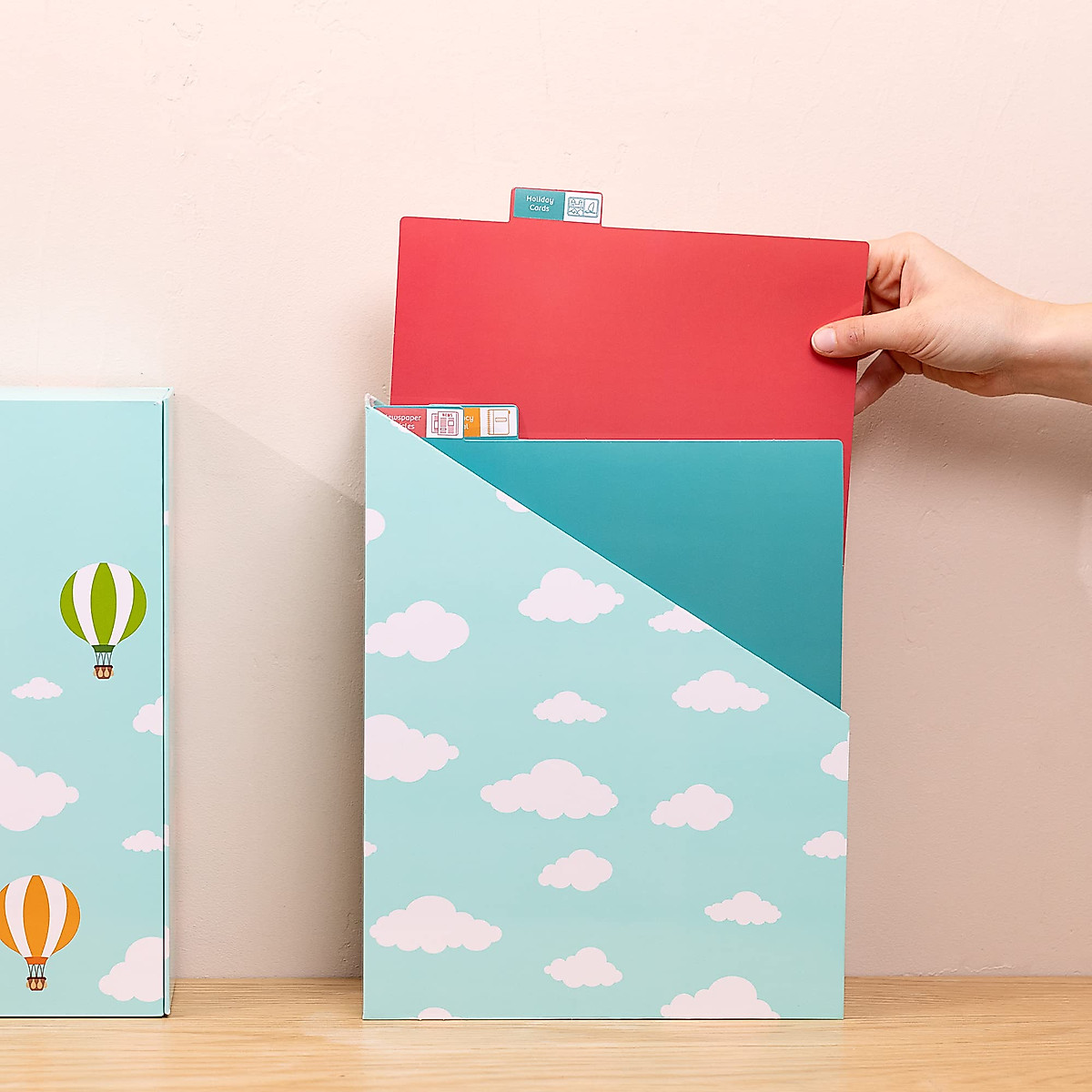 Navaris Baby Keepsake Box - Baby Memory Box for Keepsakes - Storage with 9 Drawer Compartments for Boy or Girl 13" x 10" x 7.1" - Hot Air Balloons