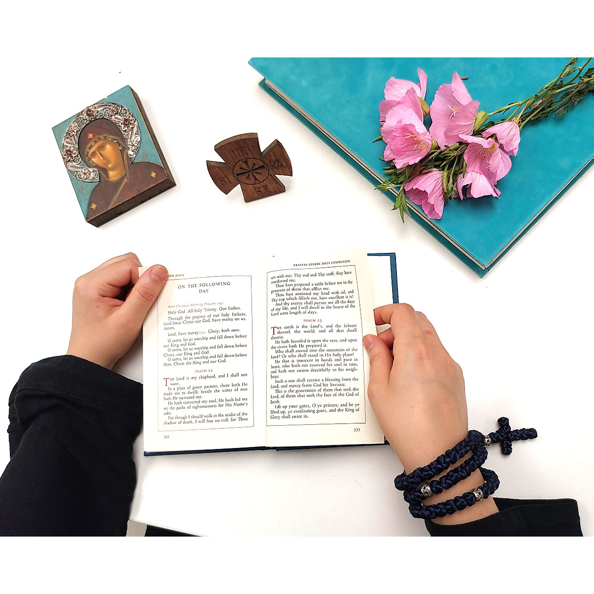 Monastery Vodoca Christian 100-knot Prayer Rope ǀ Smooth Silk Satin Cord (Navy Blue)