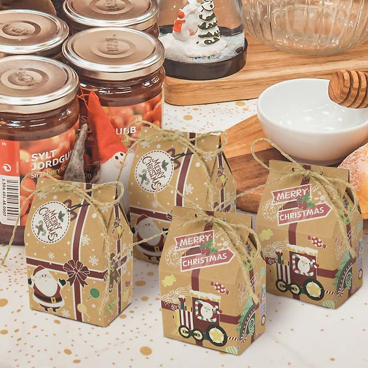 Ptsygantl 50Pcs Christmas Treat Bags, Kraft Paper Gift Bags for Christmas Xmas Candy Cookie Goody Bags Party Favors Supplies for Xmas Holiday Decorations