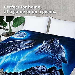 Dawhud Direct II Howling Wolf Fleece Blanket for Bed, 75" x 90" Queen Size Wolf Fleece Throw Blanket for Men, Women, Adults, Teen and Kids - Super Soft Plush Wolf Blanket Throw Native American Decor