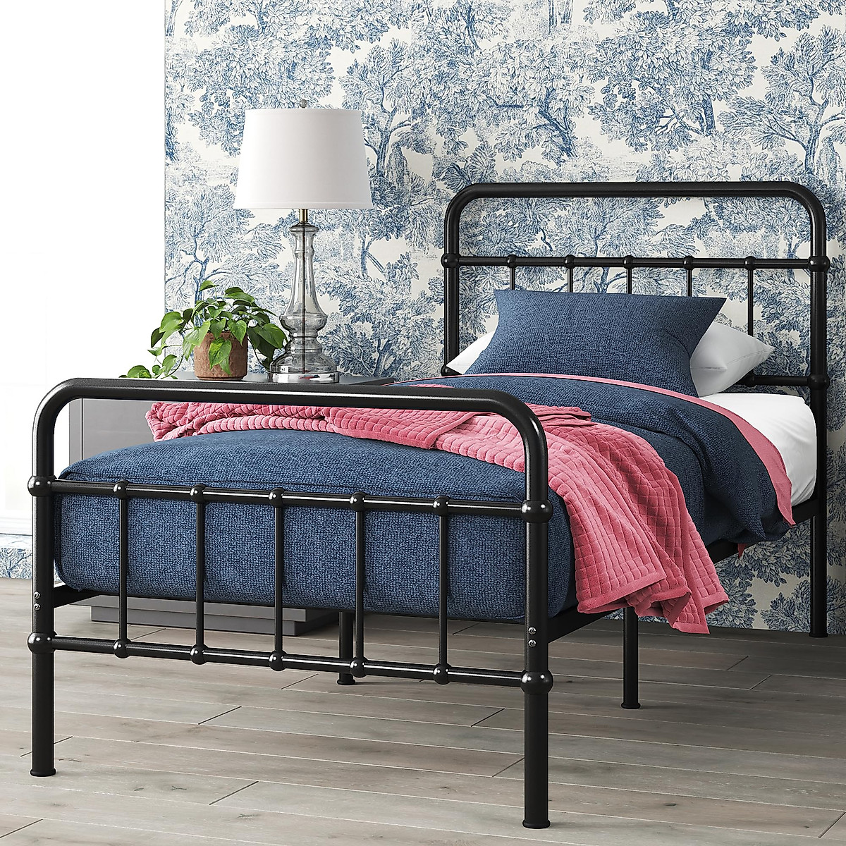 ZINUS Florence Full Panel Metal Platform Bed Frame / Mattress Foundation / No Box Spring Needed / Easy Assembly, Black, Twin