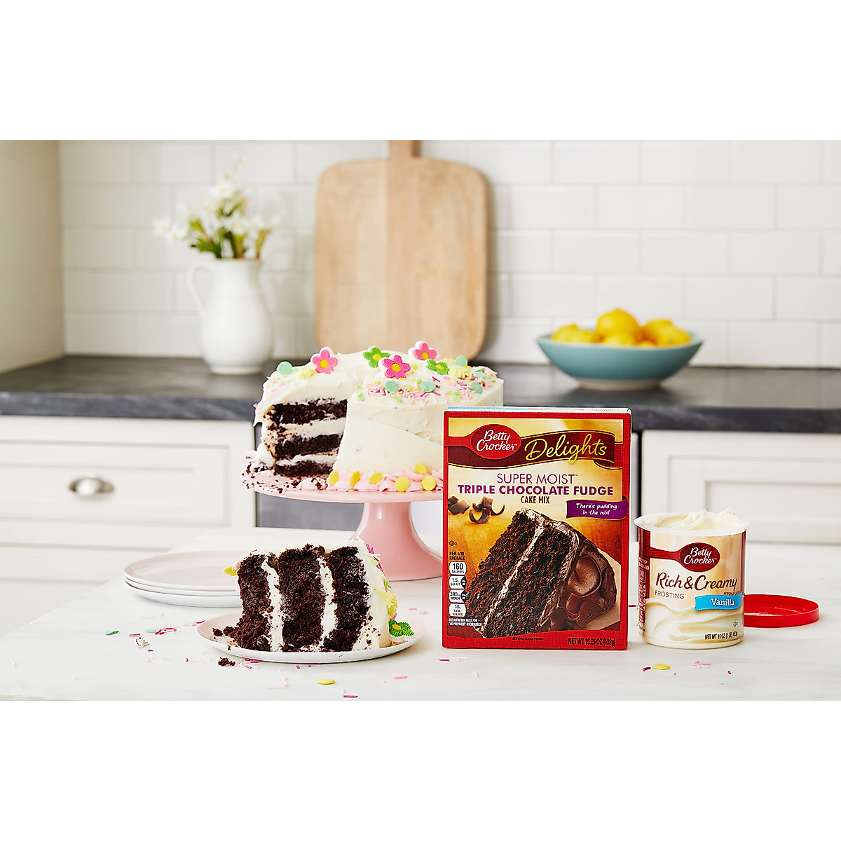Betty Crocker Milk Chocolate Yellow Cake Mix and Cream Cheese Frosting, Variety Pack, 2 Count, Pack of 8